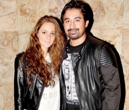 Priyanka Vohra Wife of Rannvijay Singh Biography, Marriage, Children ...